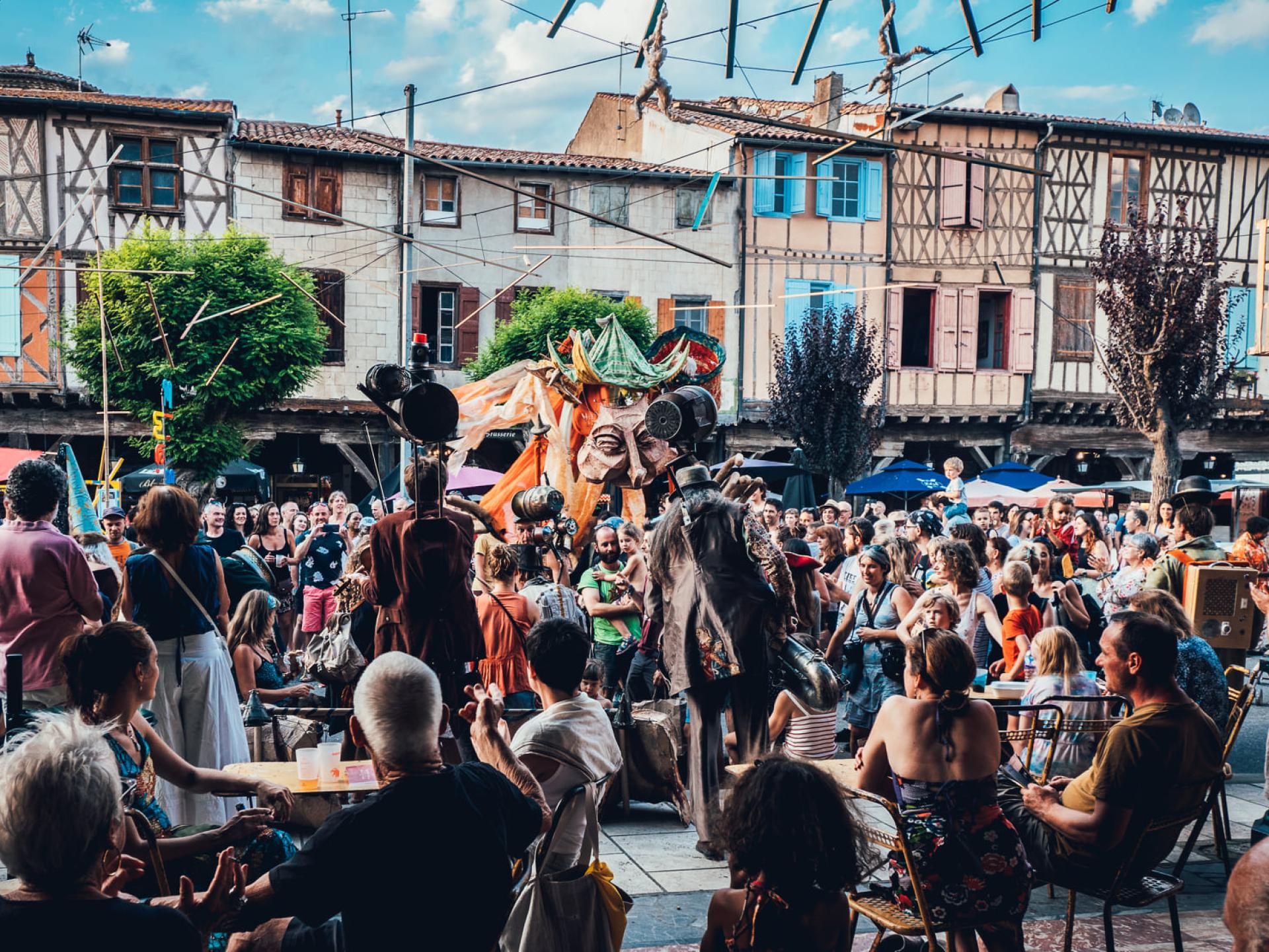 Medieval city of Mirepoix | Official website of the Office de Tourisme ...
