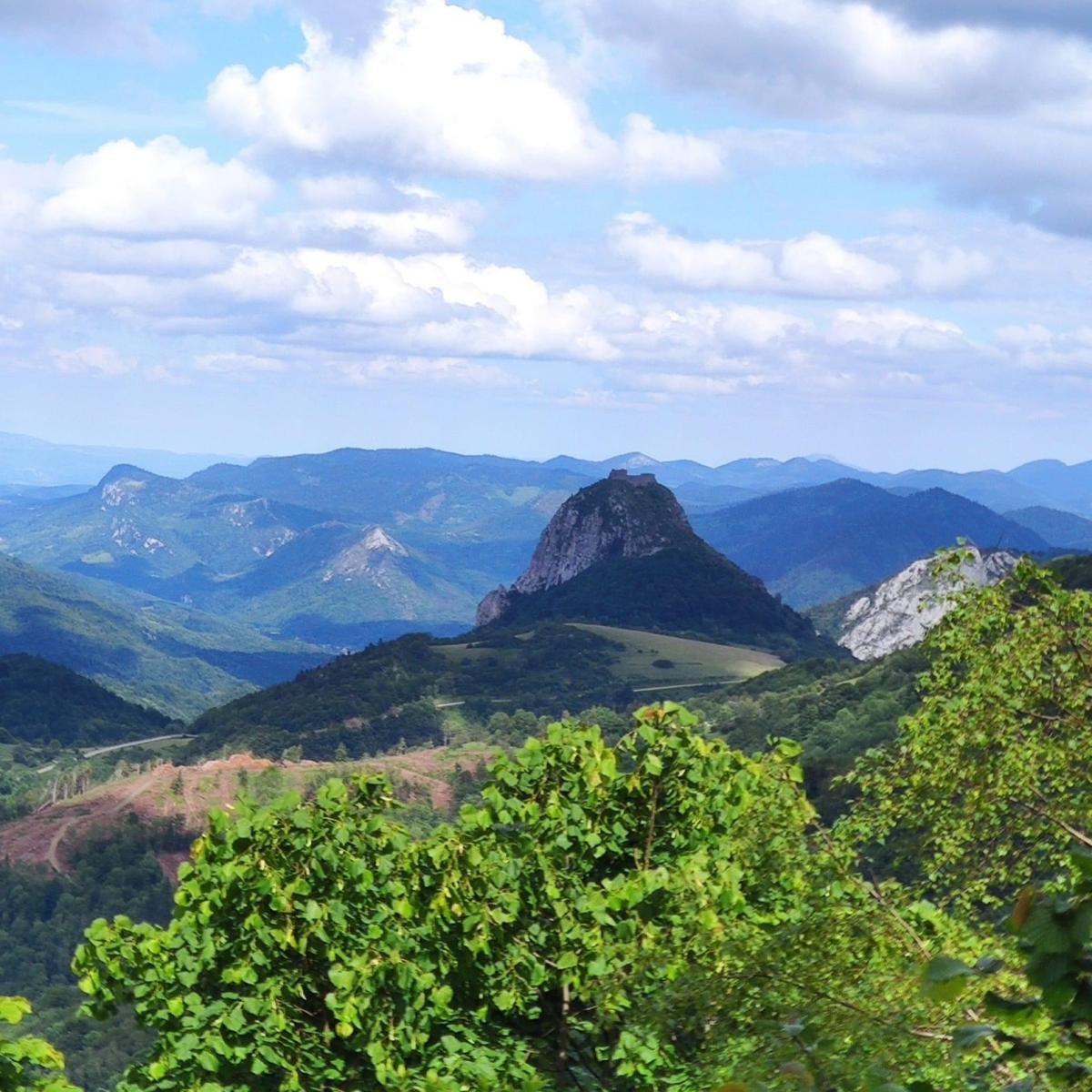 Fortress of Montsegur | Official website of the Office de Tourisme des ...